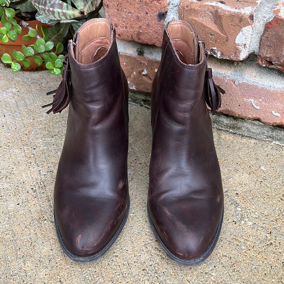 Vionic | Shoes | Vionic Brown Leather Boots | Poshmark